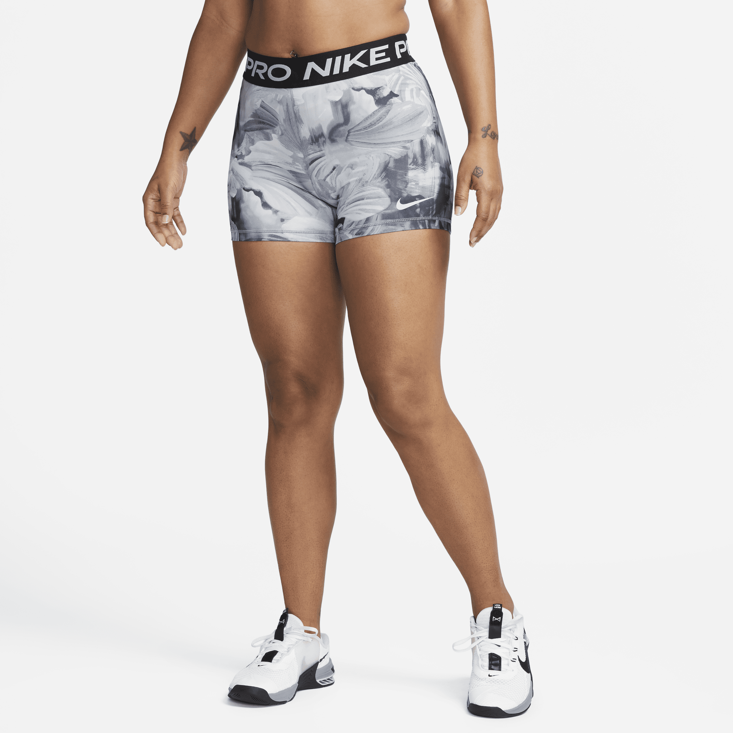 Nike Women's Pro 5" Shorts In Black | ModeSens