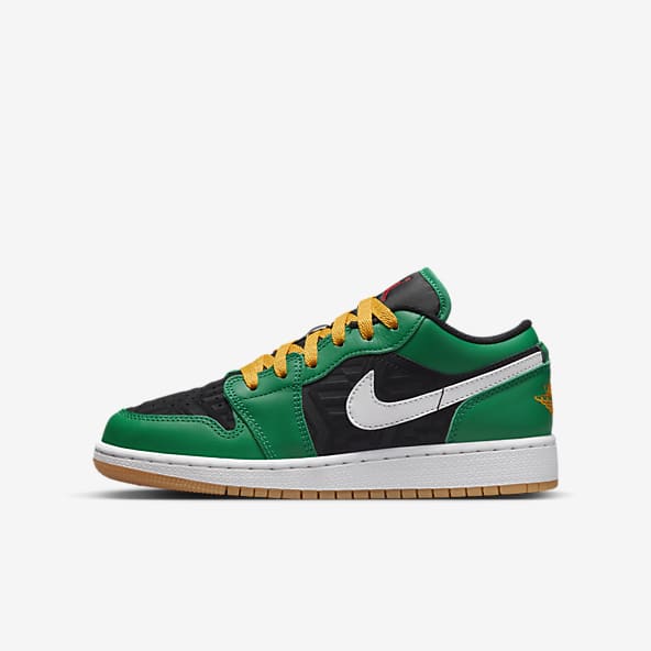 Esenciales por menos de $3,000 Verde Estilo de vida Calzado. Nike MX