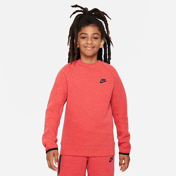 Red Nike Tech Clothing. Nike.com