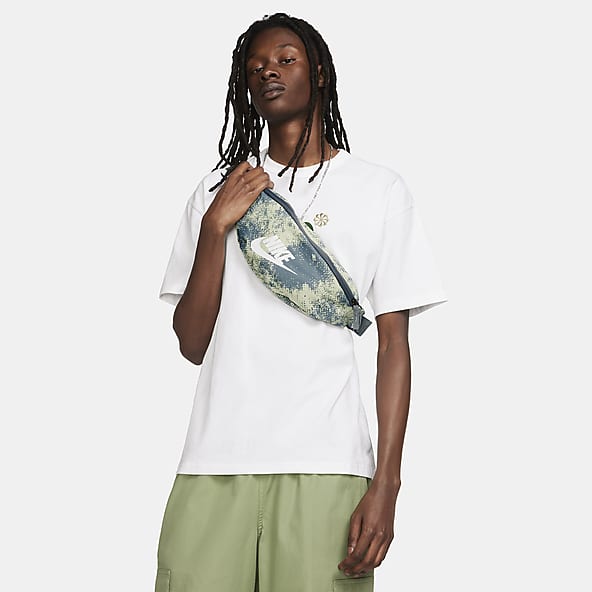 Hip Packs Green. Nike UK