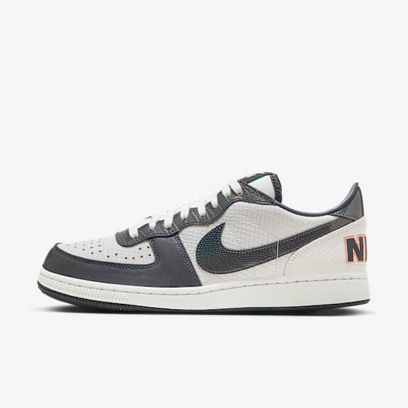 สินค้า Nike TH