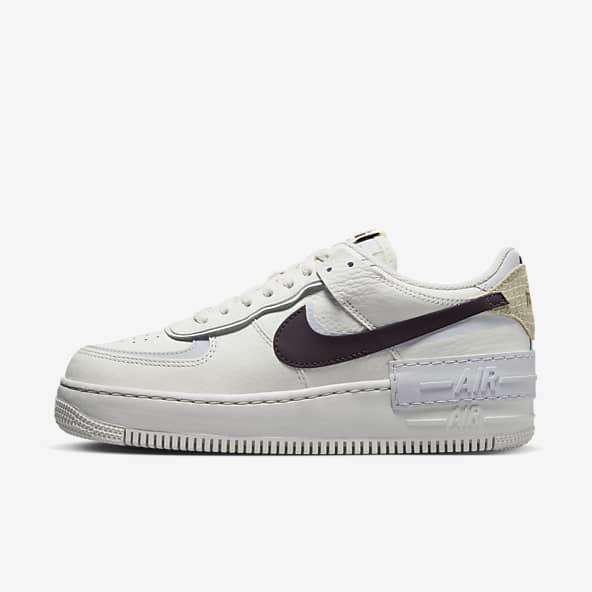 Schuhe. Nike CH