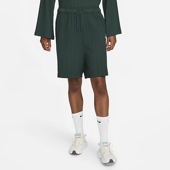 Women's Sportswear Green Shorts. Nike DK