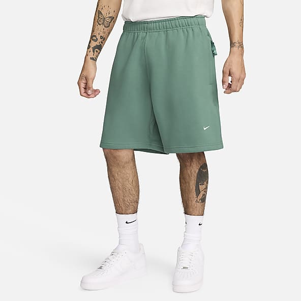 Solo Swoosh Clothing. Nike.com