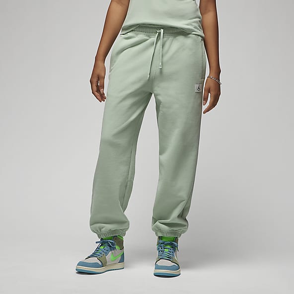 Holgado Verde Pants. Nike MX