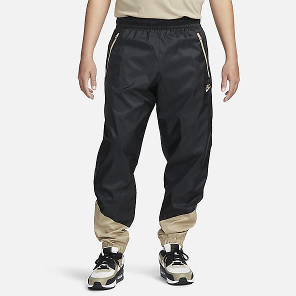 Negro Windrunner Pants. Nike US