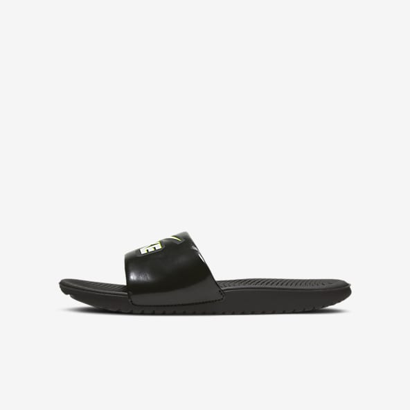 Sandały i klapki. Nike PL