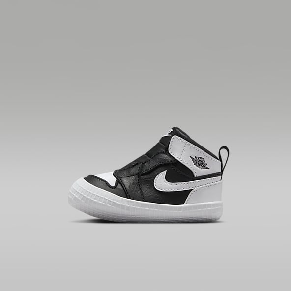 Jordan 1 Tira. Nike PT
