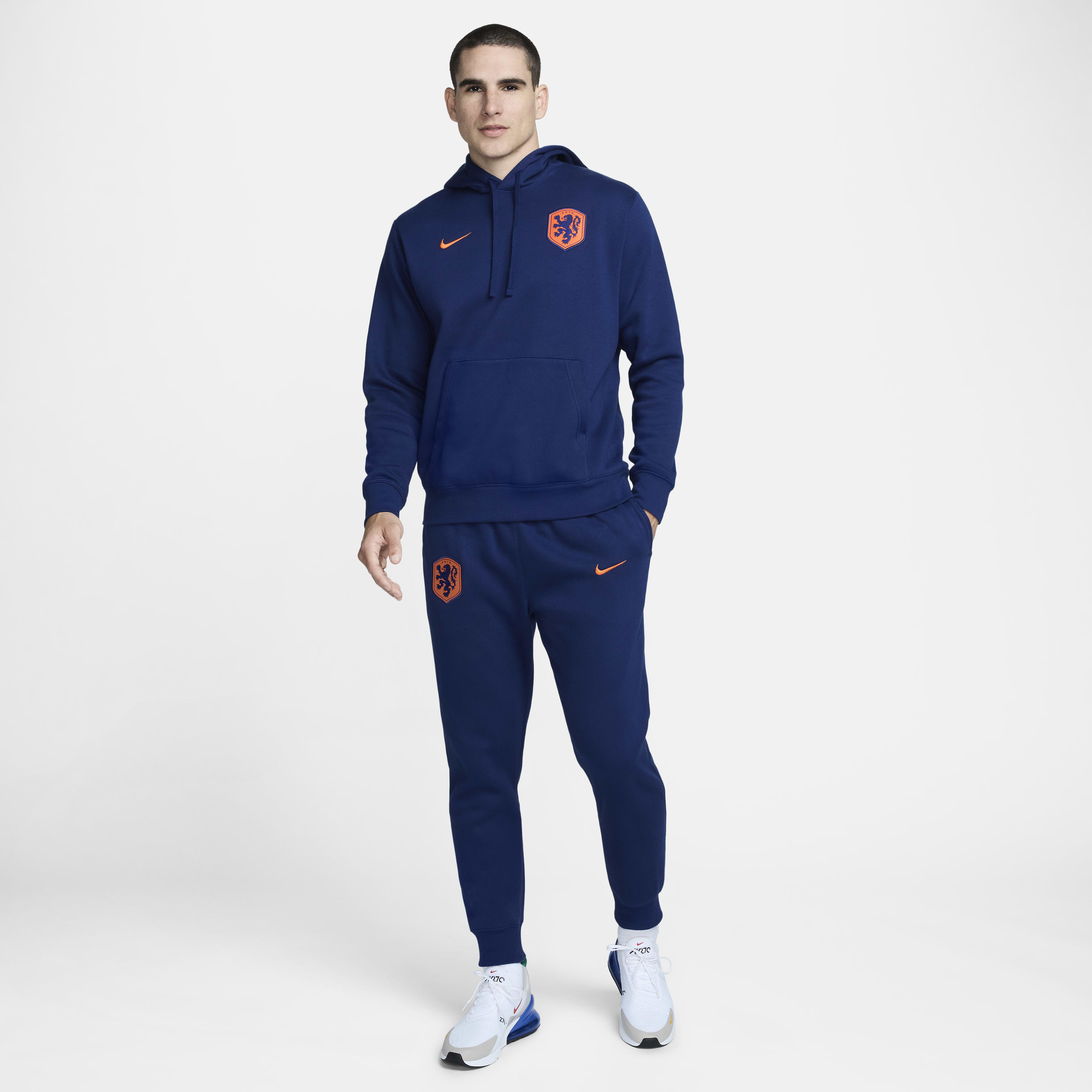 Nike Netherlands Club Men's Nike Football Pullover Hoodie | King's Cross