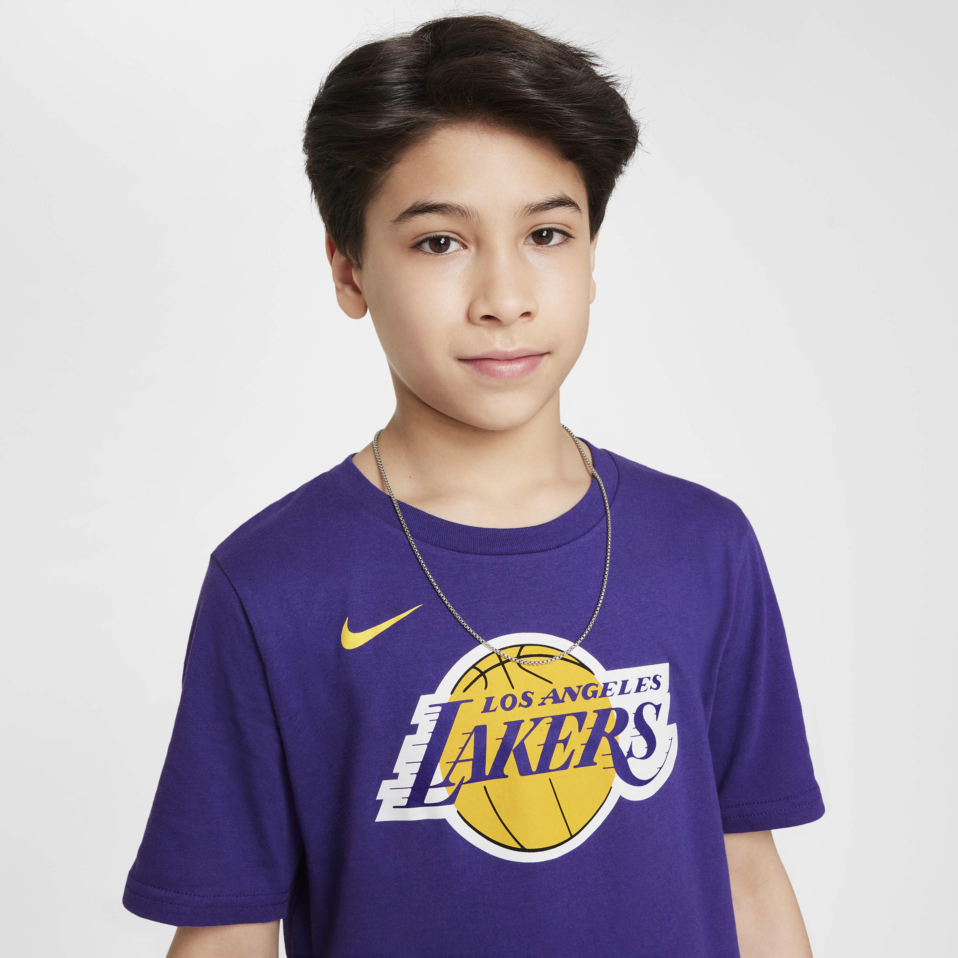 Nike Los Angeles Lakers Essential Older Kids' (Boys') Nike NBA Logo T ...