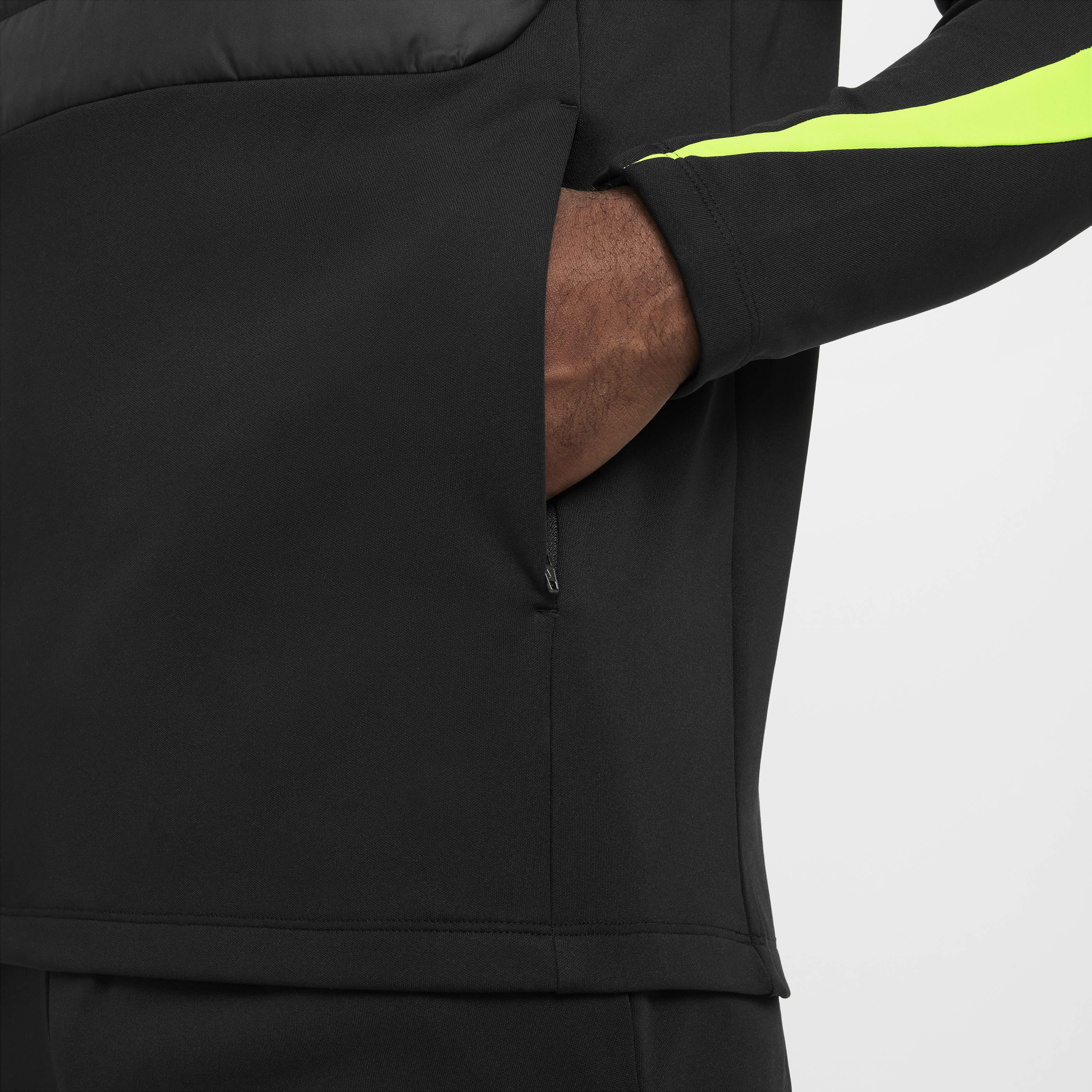 Nike Academy Winter Warrior Men's Therma-FIT 1/2-Zip Football Top ...