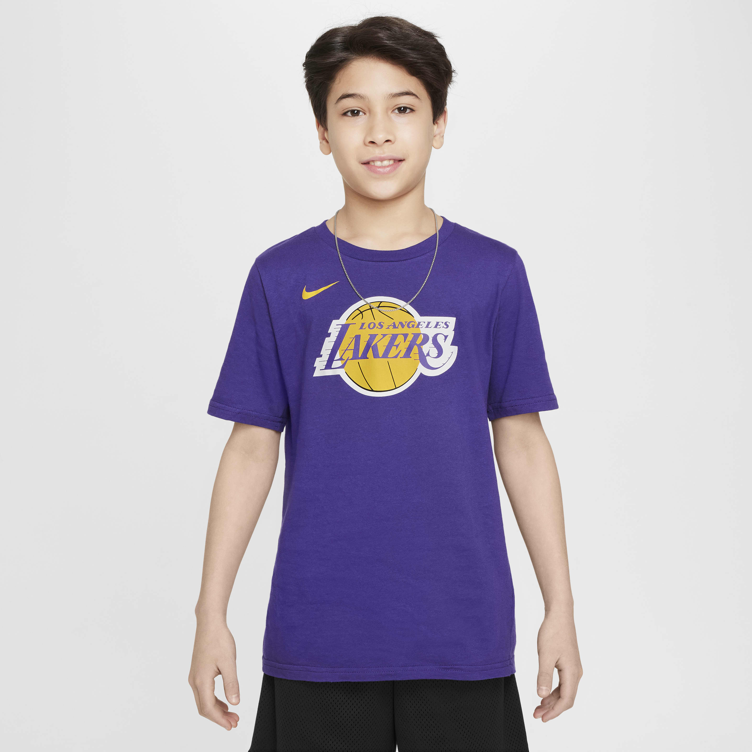 Nike Los Angeles Lakers Essential Older Kids' (Boys') Nike NBA Logo T ...
