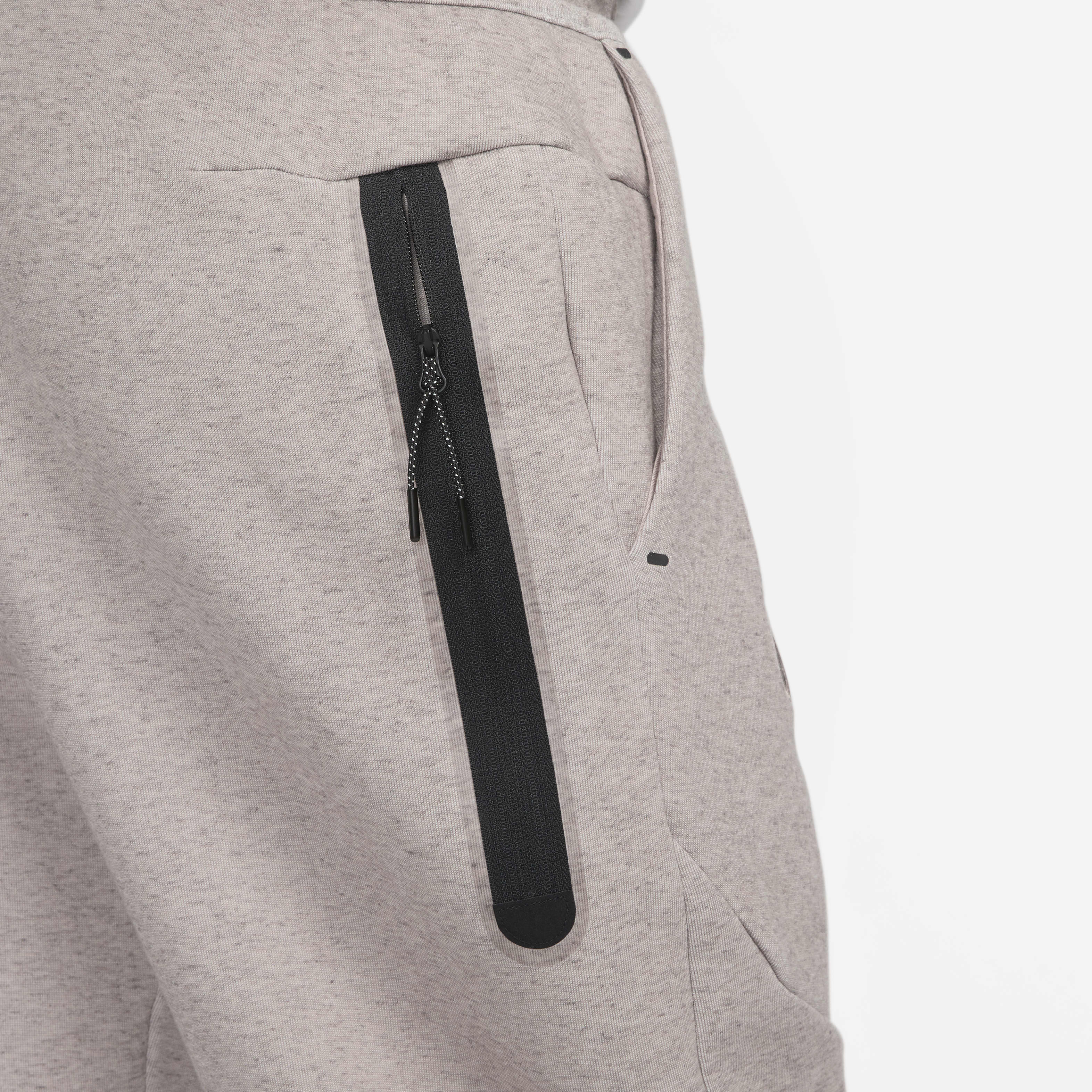 Nike Tottenham Hotspur Tech Fleece Third Men's Nike Football Joggers ...