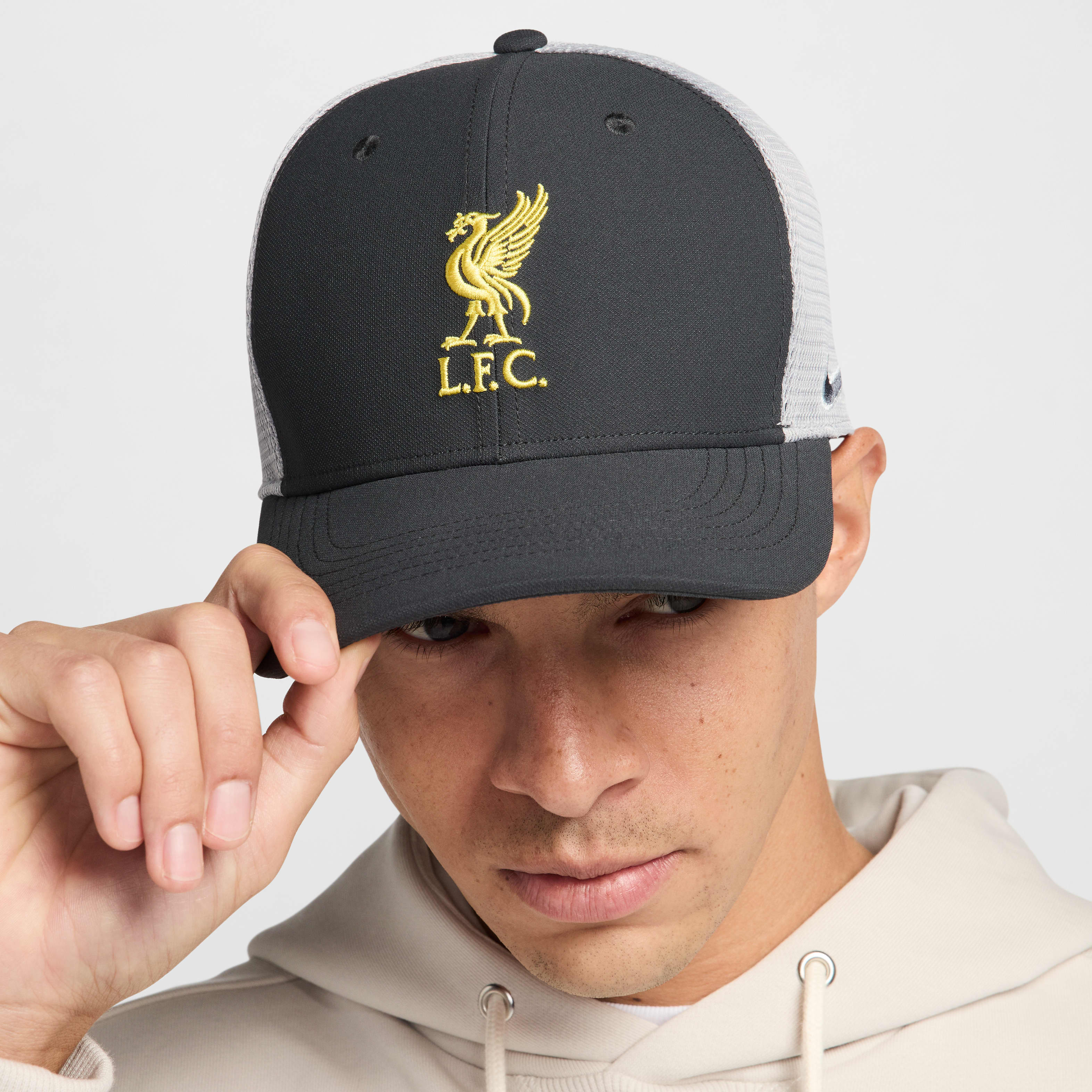 Nike Liverpool F.C. Rise Nike Football Trucker Cap | King's Cross