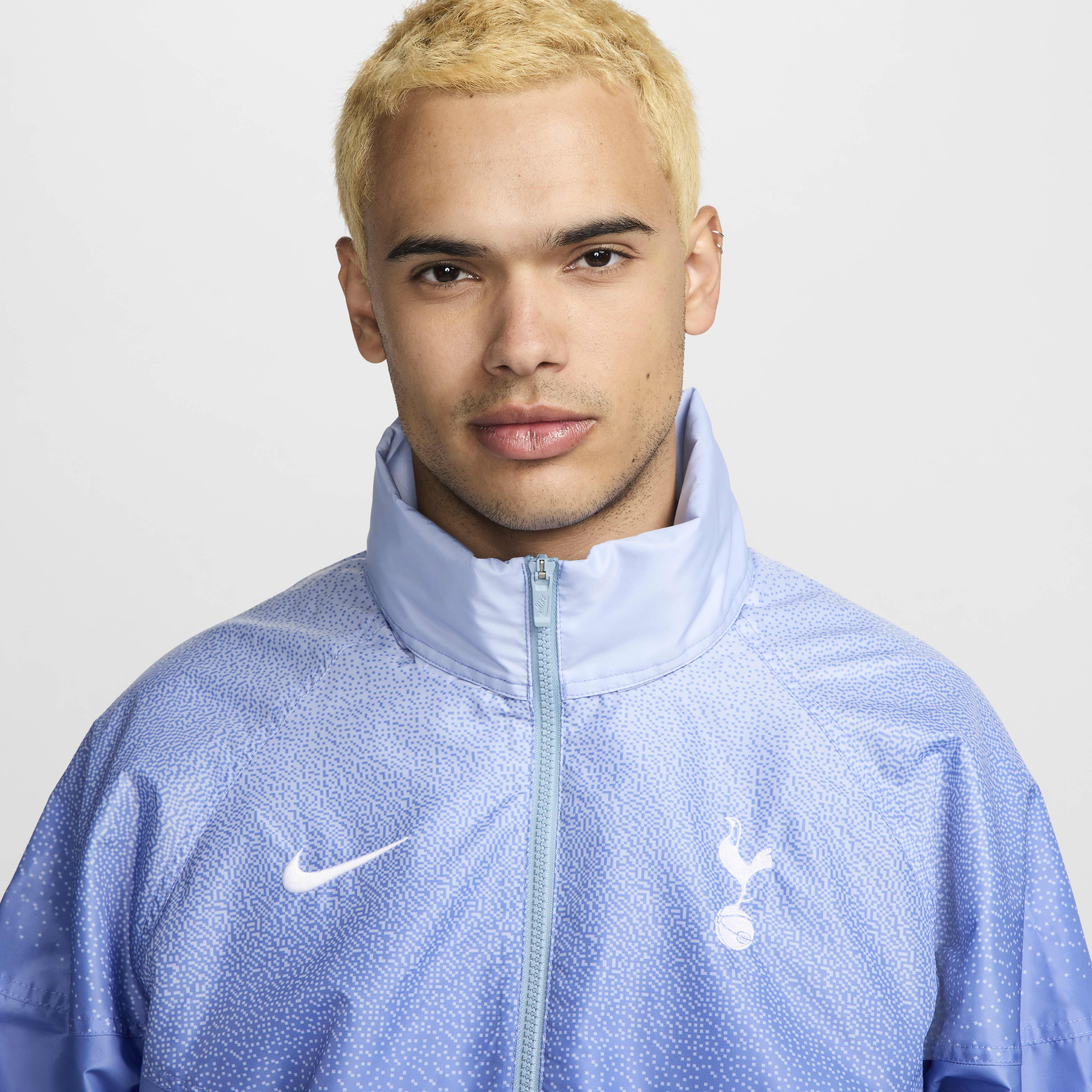 Nike Tottenham Hotspur Windrunner Men's Nike Football Anorak Jacket ...