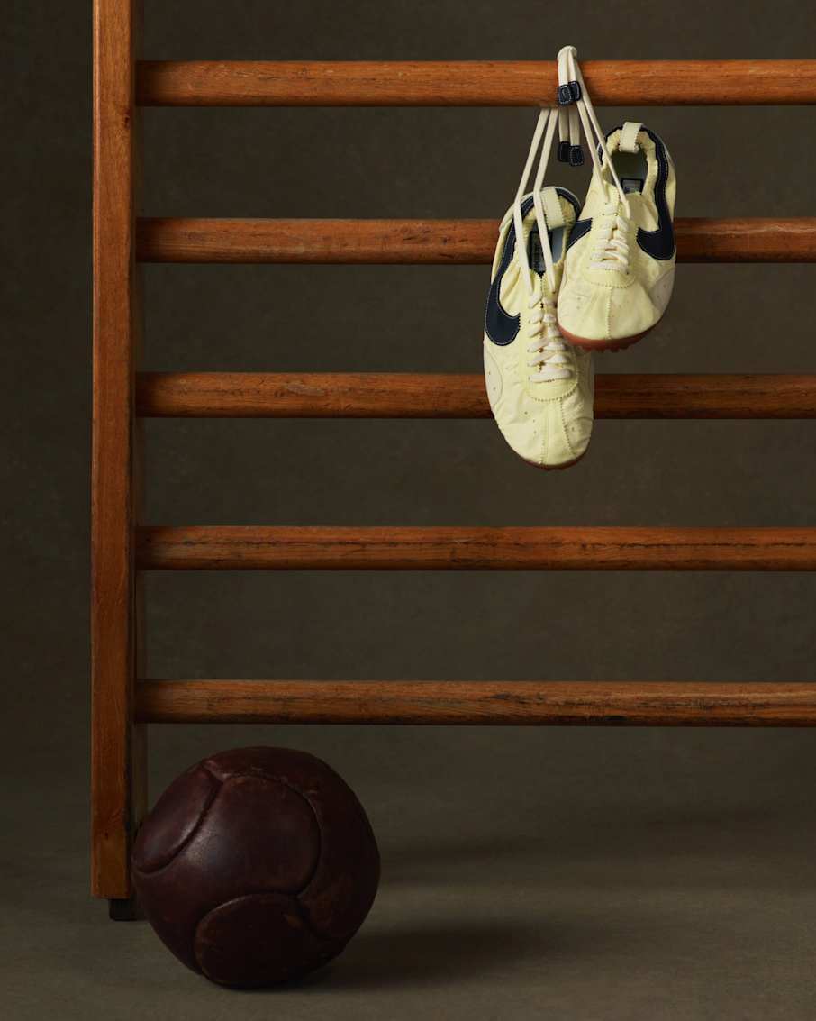 Nike x Jacquemus presenta la suela tipo gofre en el nuevo diseño de las zapatillas Moon. Nike ES