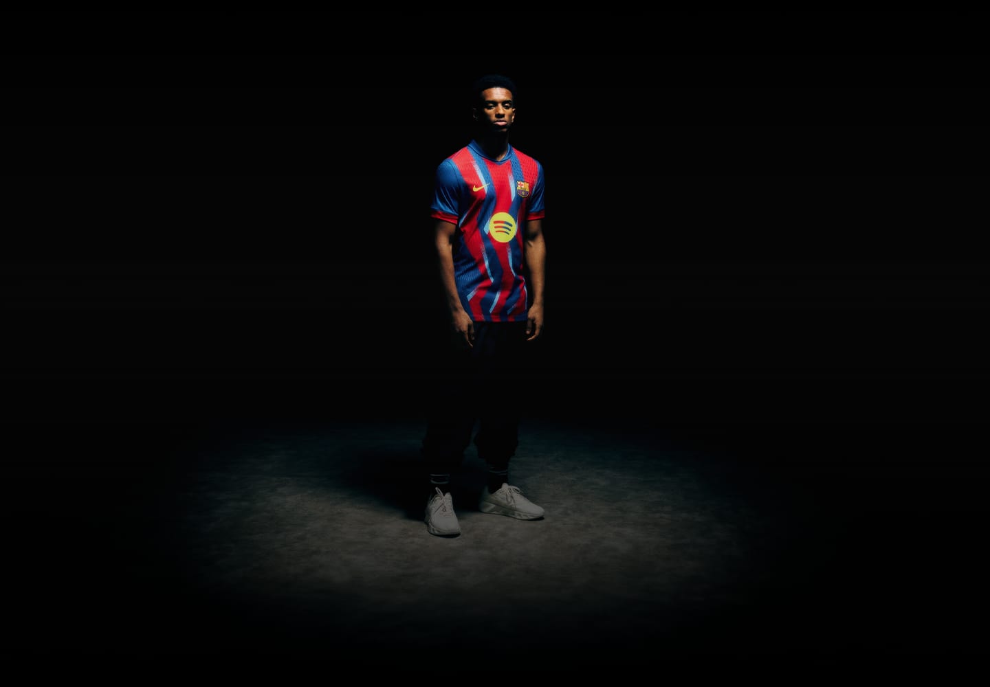 Calzado, Vestimenta y Accesorios para Hombre. Nike MX