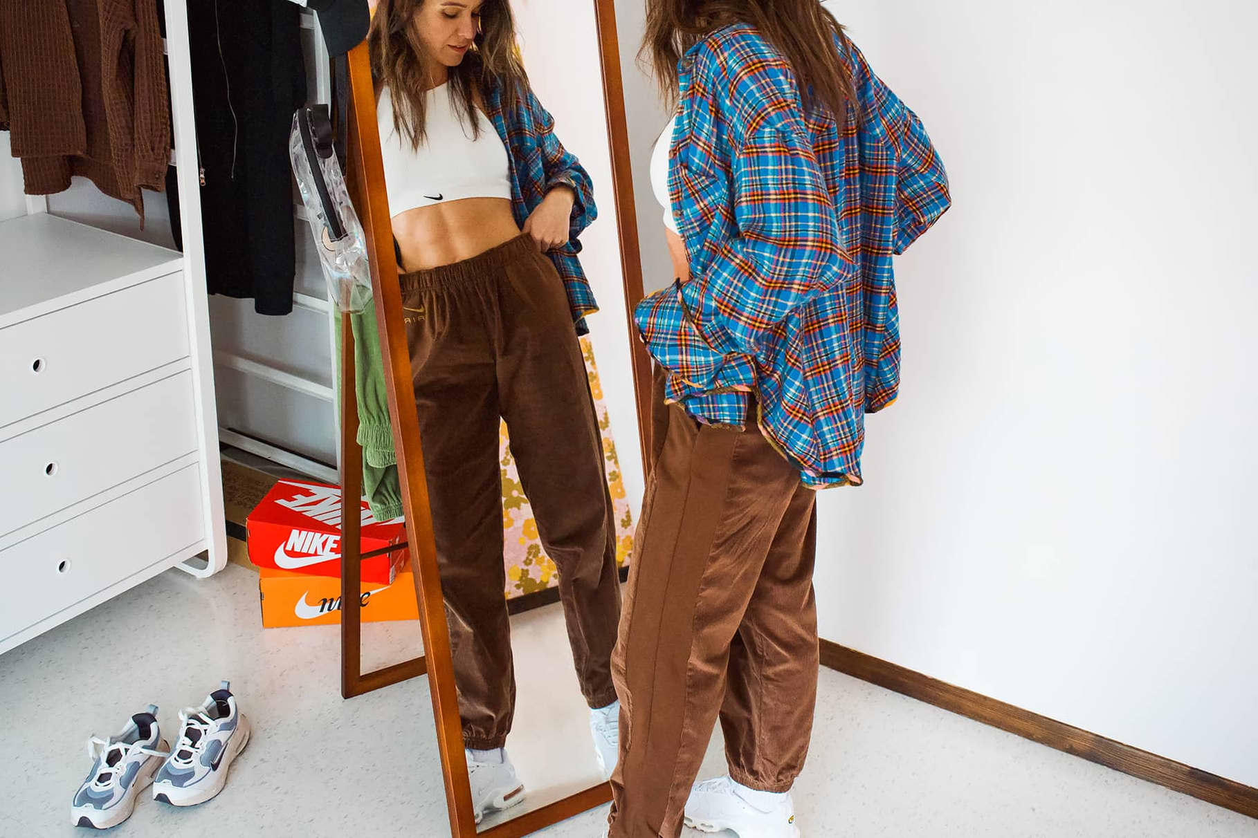 How to Style Joggers for Work. Nike HR