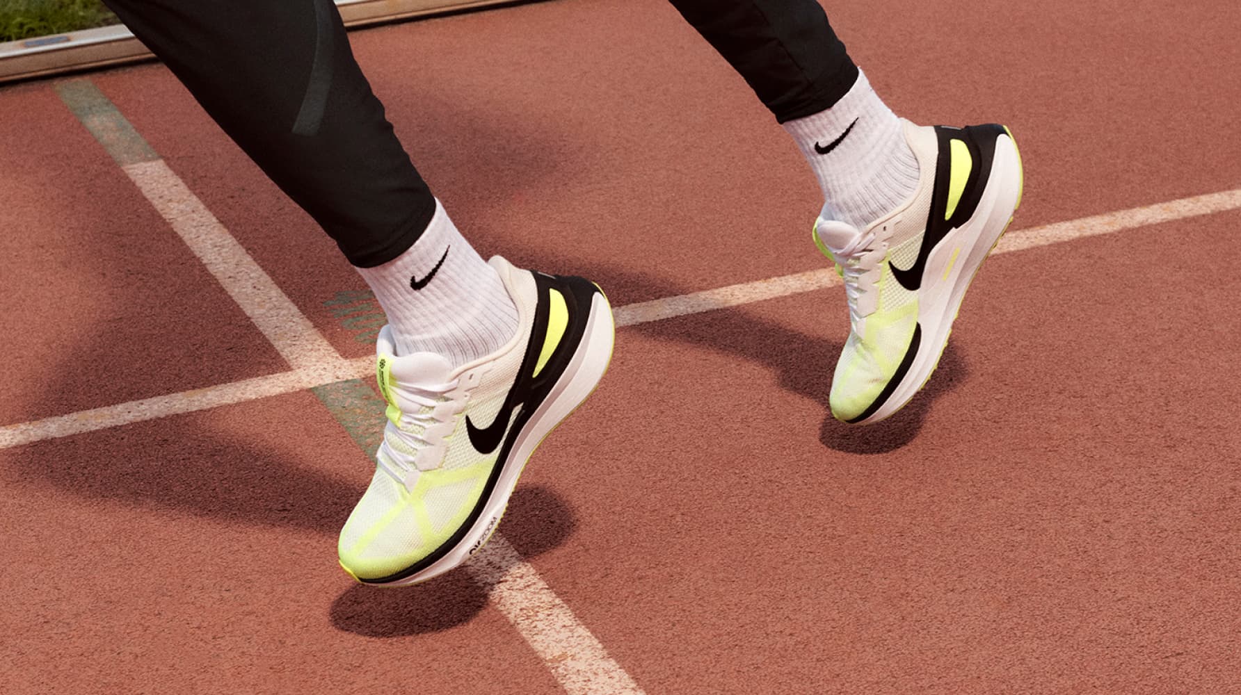 How to Choose Kids' Running Shoes That Fit. Nike UK