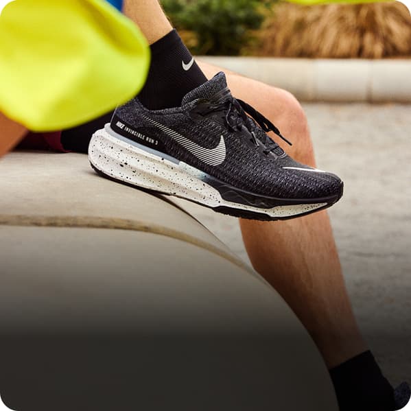 Nike Running. Nike BE