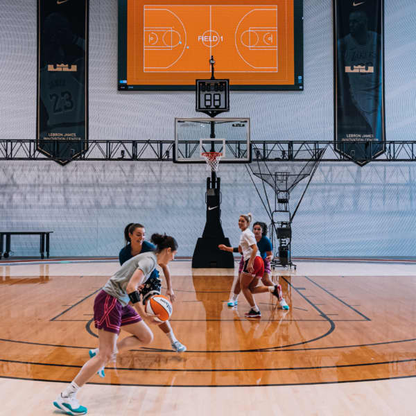 Nike Sport Research Lab Form. Nike.com