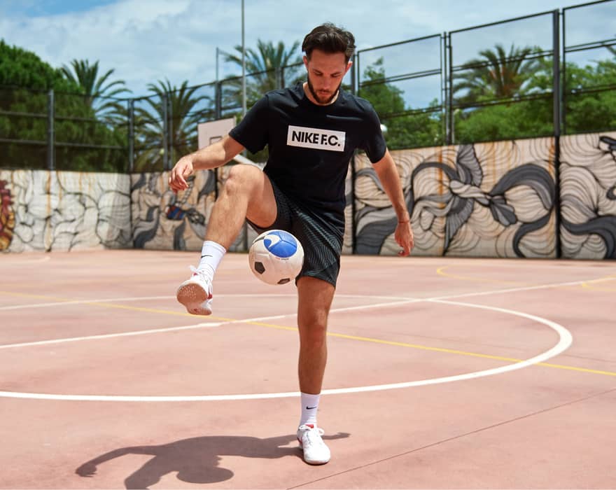 Street Football x Barcelona. Nike VN