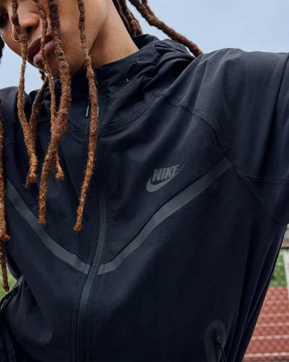 Men's Shoes, Clothing & Accessories. Nike SI