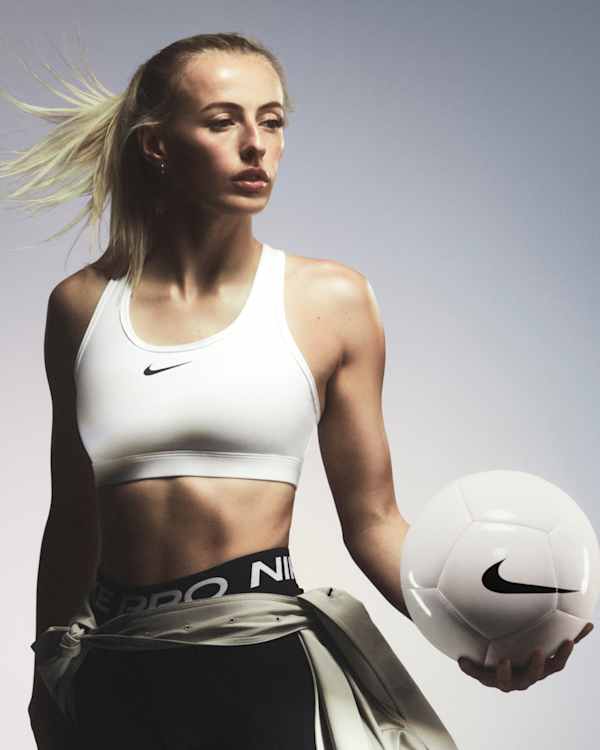 Women's Shoes, Clothing & Accessories. Nike.com