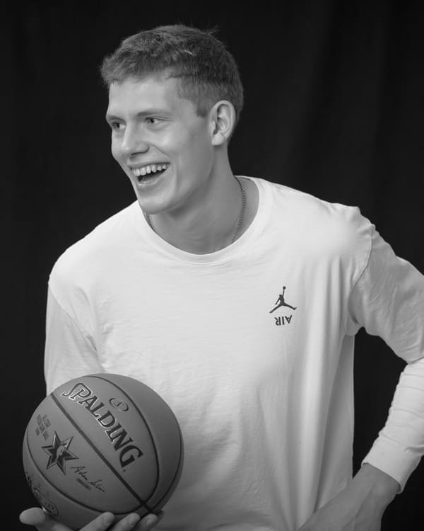 Jordan Family DNA. Nike MX