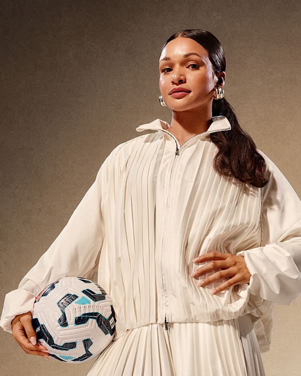 Nike Style By: Clothing Inspiration for Women . Nike.com