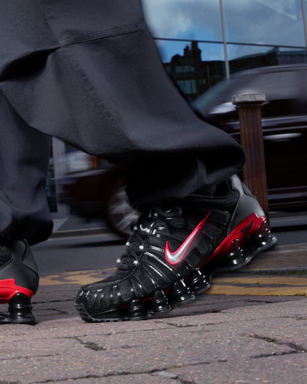 Men's Shoes, Clothing & Accessories. Nike SI