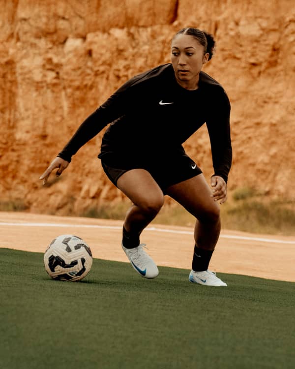 Nike Soccer. Nike.com