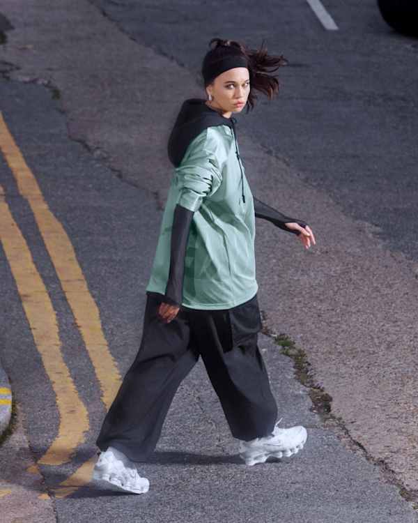 Women's Shoes, Clothing & Accessories. Nike CA