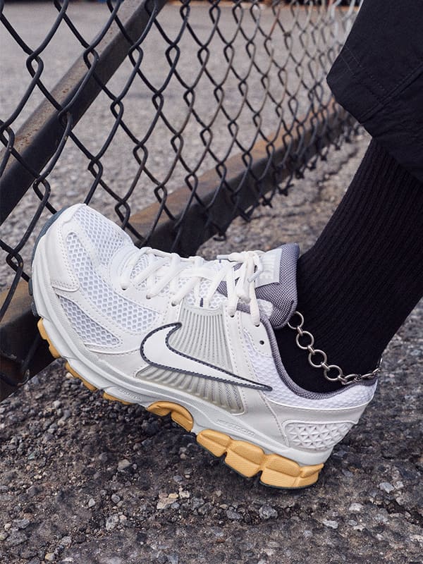 Nike Sportswear (NSW). Nike MX