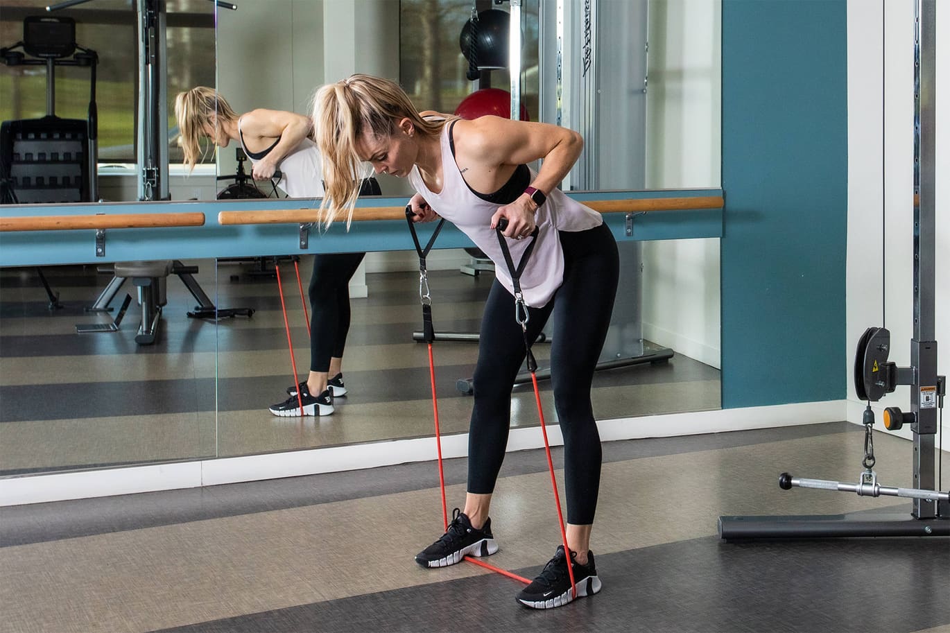 The Best Resistance Band Exercises for Beginners. Nike.com