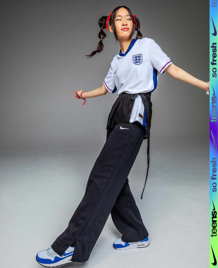 Nike Teens: je plek voor de nieuwste mode, inspiratie en echte ...