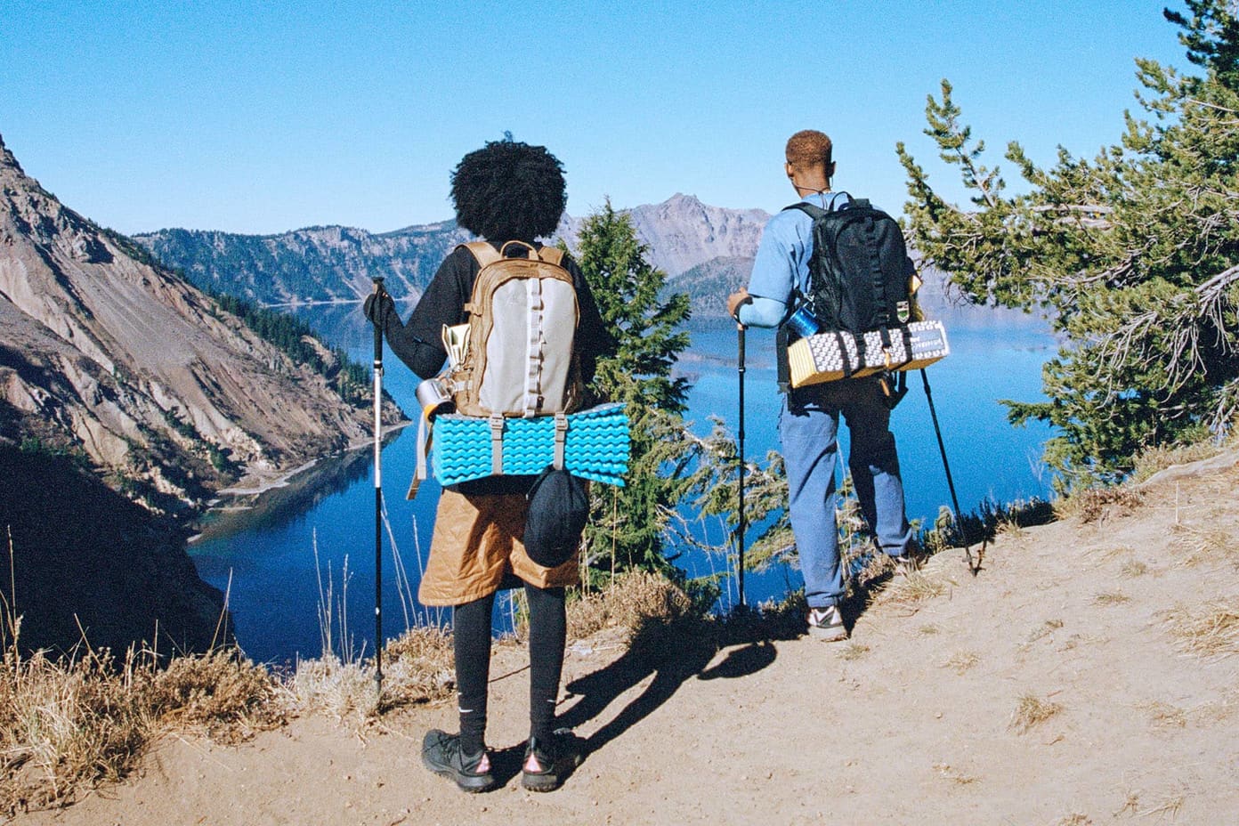 Hiking Checklist: Essentials to Bring on the Trail. Nike PH