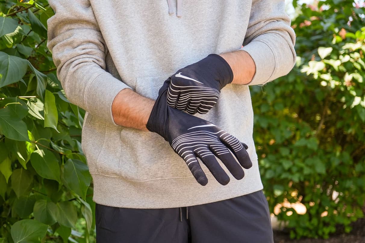 So misst du deine Hand richtig, um deine Handschuhgröße zu ermitteln ...