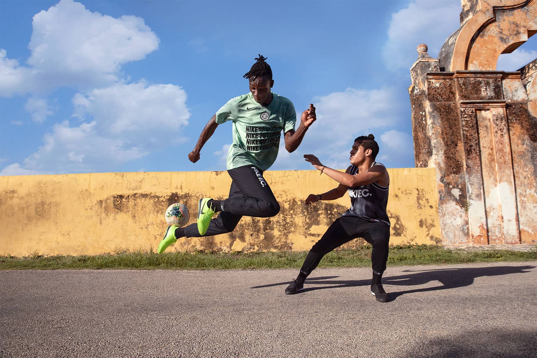 I migliori parastinchi da calcio Nike. Nike CH