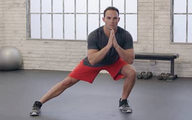 Les meilleurs exercices pour tonifier l'intérieur des cuisses. Nike FR