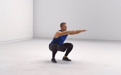 Les meilleurs exercices pour tonifier l'intérieur des cuisses. Nike FR