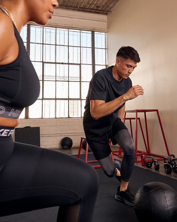 Men's Shoes, Clothing & Accessories. Nike CA