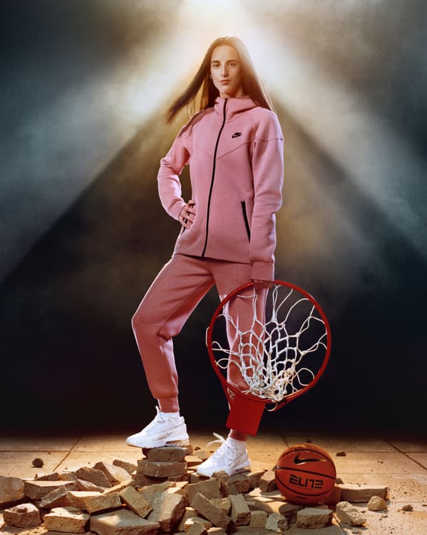 Women's Shoes, Clothing & Accessories. Nike.com