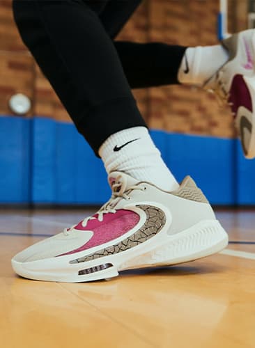 Nike Basketball. Nike.com