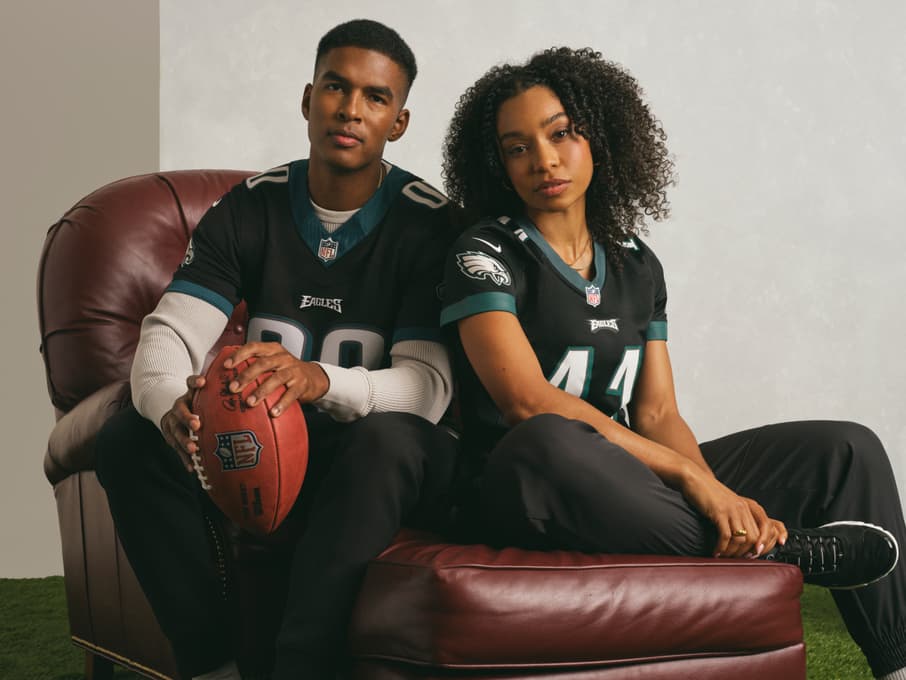 Fan Gear & Sports Apparel. Nike.com