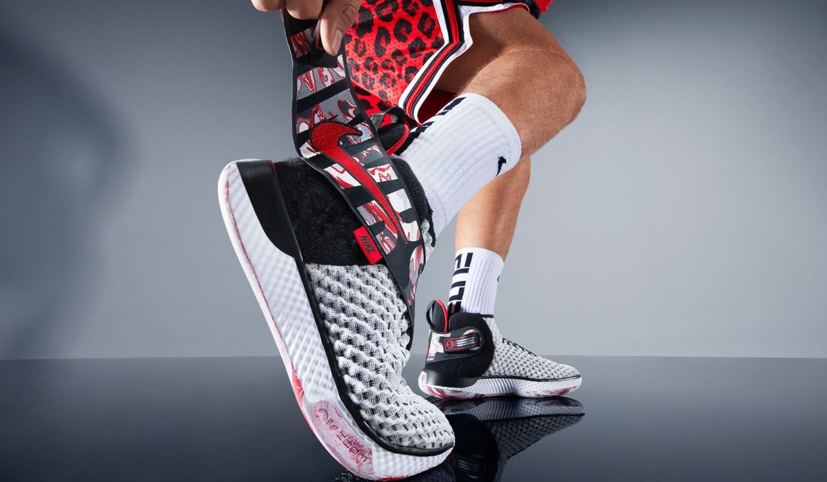 Nike FlyEase. Nike MX