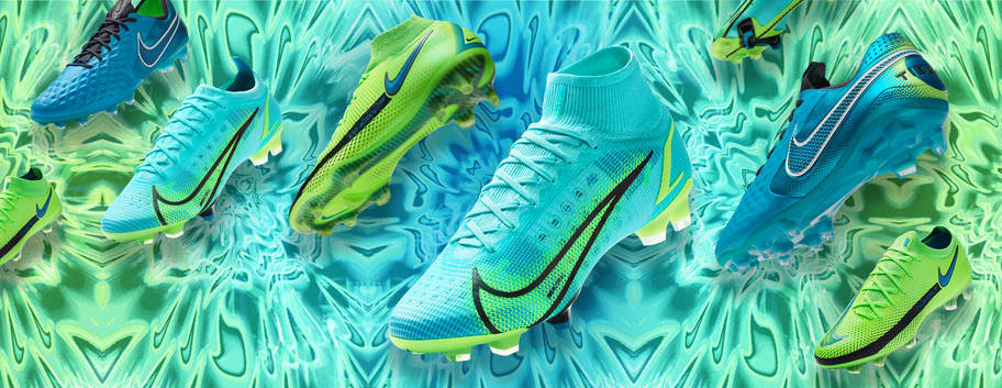 Nike Football. Nike TR