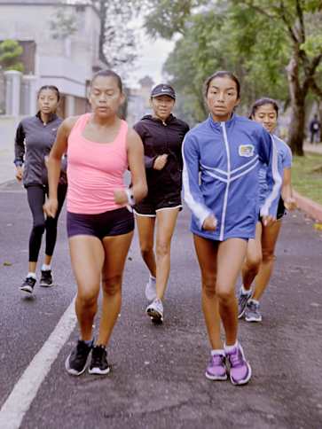 group walking exercise