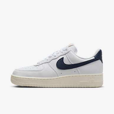 Official Air Force 1 size guide and tips. Nike PH