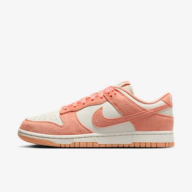 Official Nike Dunk sizing tips. Nike CA